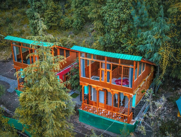 Wow Wooden Duplex Cottage- Satya Kutir - Himachal Pradesh