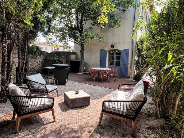 Elivi : Maison De Ville Avec Jardin à Deux Pas Du Centre Historique - Cavaillon