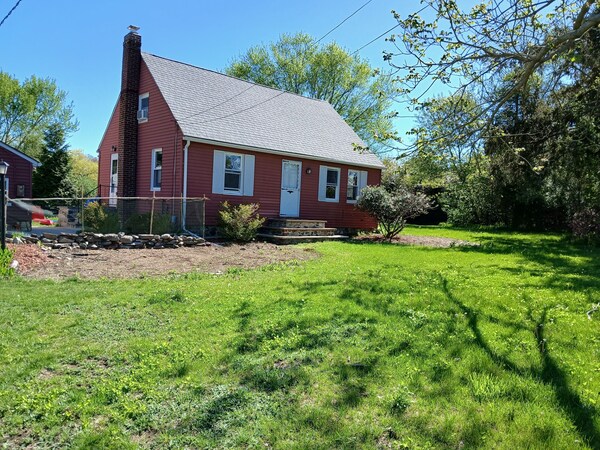 Waterfront 3-bedroom House Less An 1 Mile To Foxwoods And Great Wolf Lodge - Connecticut