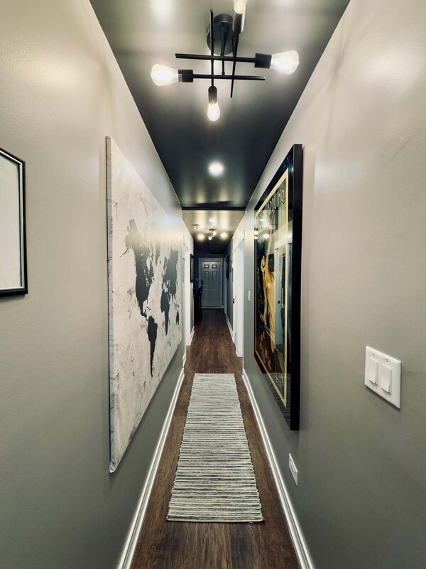 Spacious 4-bedroom Apartment With Wifi, Ac In Beautiful Chicago - Chicago, IL