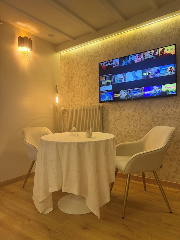 Elegant Studio Between Station And City Center - Lac du Bourget