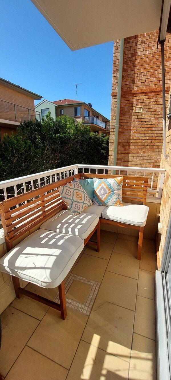 Lovley Sunlit Apartment With Spa Bath - South Cronulla Beach, New South Wales