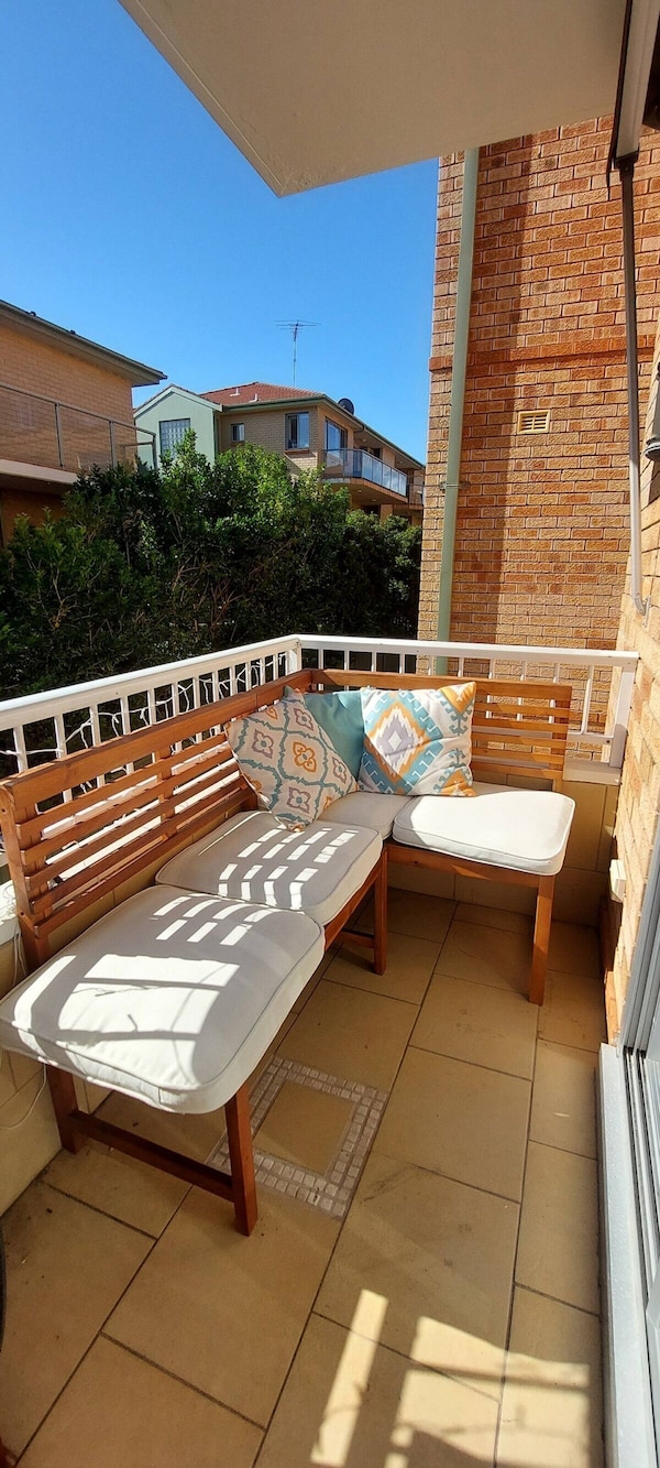 Lovley Sunlit Apartment With Spa Bath - South Cronulla Beach, New South Wales