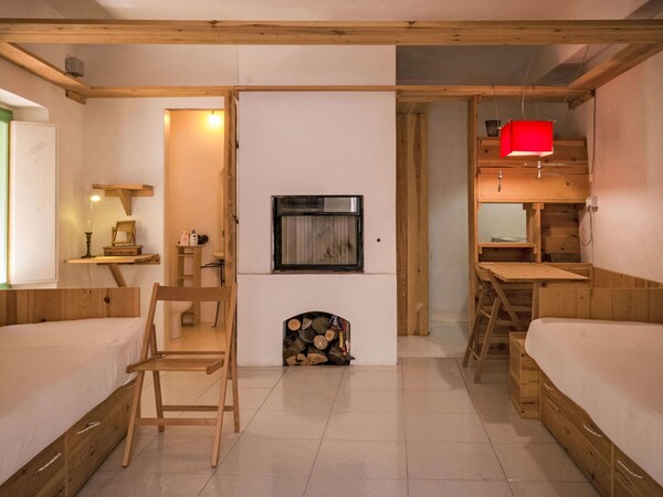 Nice Apartment For 2 Guests With Wifi, Balcony, Pets Allowed And Parking - Melissa