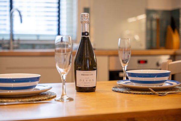 Elegant Couples' Escape In Dartmouth - Dartmouth