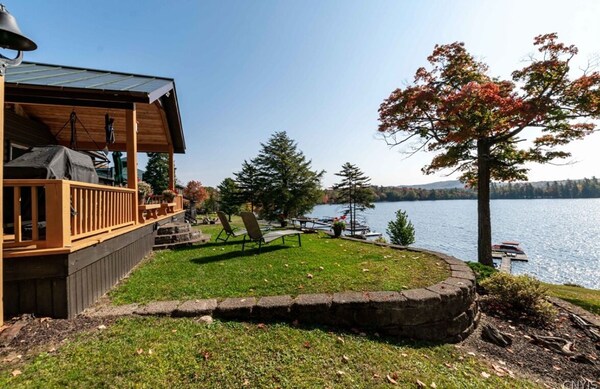 Welcoming 2-bedroom House With Wifi In Old Forge - Old Forge, NY