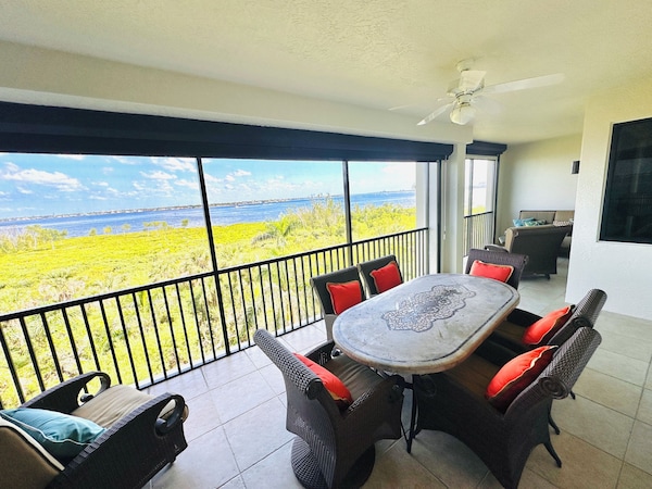 Meticulous 3-bedroom Condo In Gulf Harbour Yacht & Country Club - Fort Myers