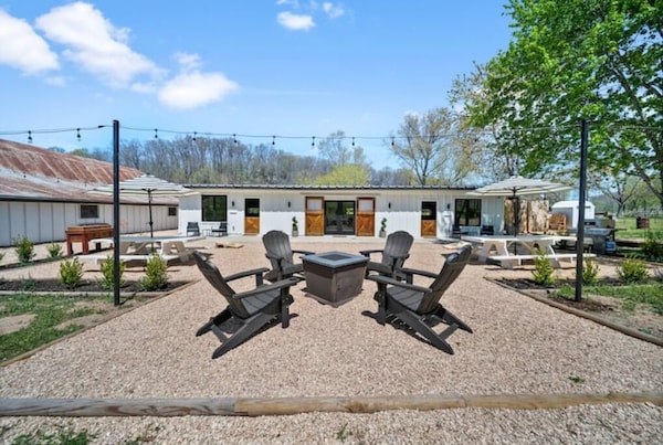Fox Hill Farm - Westender - Arkansas