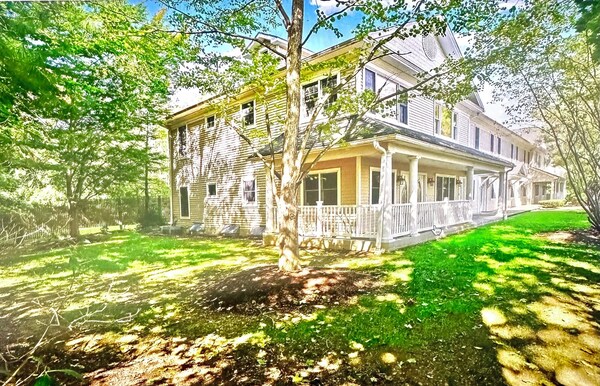 Spend Your Summer In Beautiful Westport! - Norwalk, CT