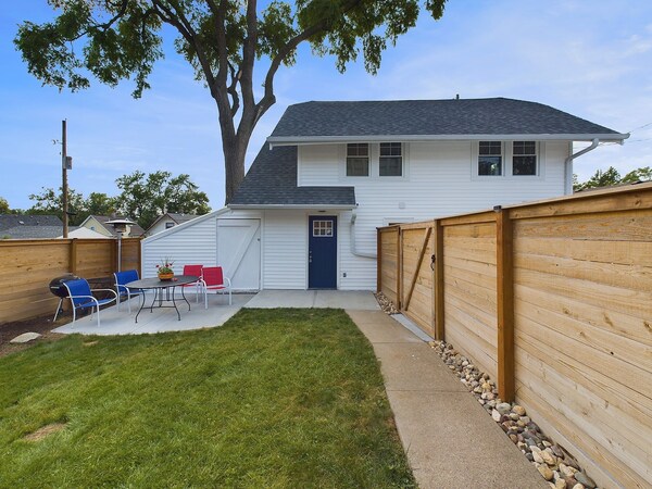 The Carriage Apartment - Omaha, NE