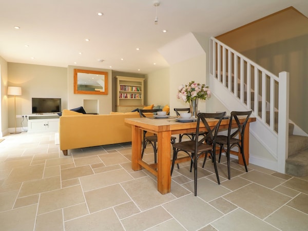 9 Rectory Lane, Pet Friendly, With A Garden In Edith Weston - Rutland Water