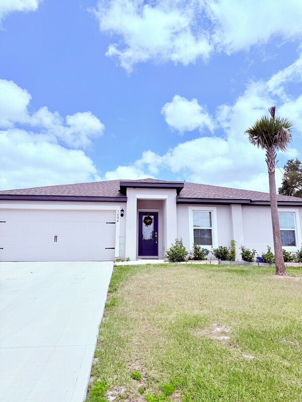 3-bedroom Home Away From Home In Palm Bay ! - Palm Bay, FL