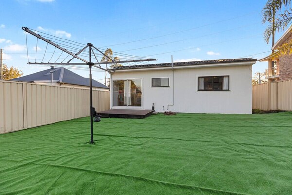 Spacious Wyong Getaway - Central Coast
