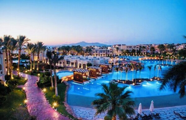 Enchanting Chalet With Ac In Amwaj Oyoun Sharm El Sheikh Families , Couples Only - Charm el-Cheikh