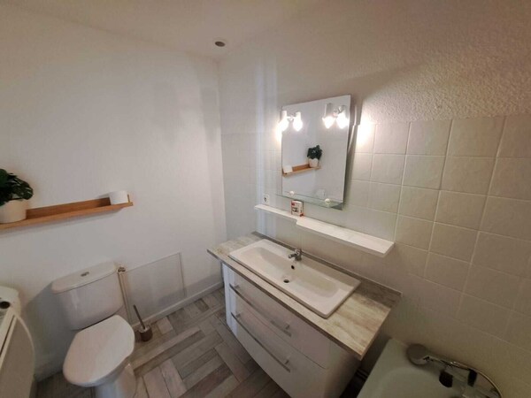 Large T1 Furnished 3 For Curists - Dax Centre - 2 To 4 Pers - 2 To 3 Weeks - Dax