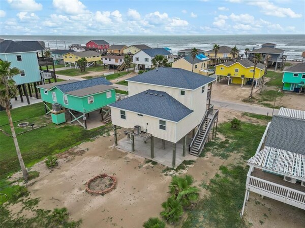 New Listing Promos - The Neon Palm - 4bed 3bath In Surfside Beach Tx - Lake Jackson, TX