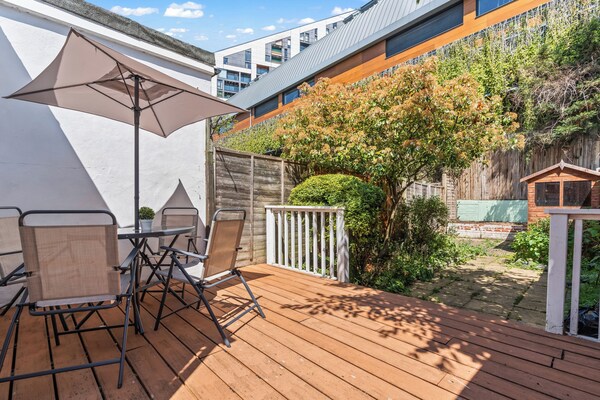 2 Bedroom House | Close To Bromley South Station | Free Parking - Londres