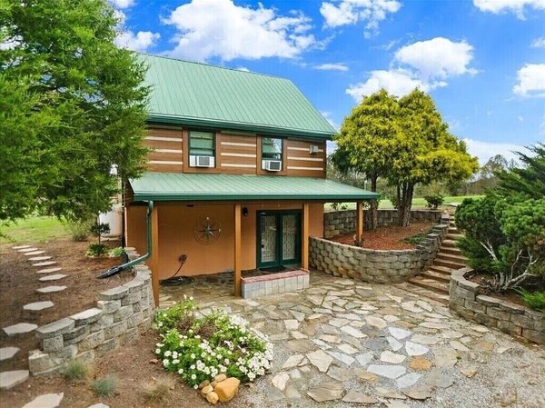 Bilbo Baggins New River Cabin. A Charming Escape Inspired By The Shire. - New River Trail State Park, Max Meadows