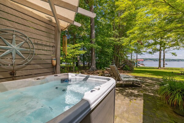 Lakefront, Hot Tub, Dock, Pool Table, Pet Friendly - Lake Gaston