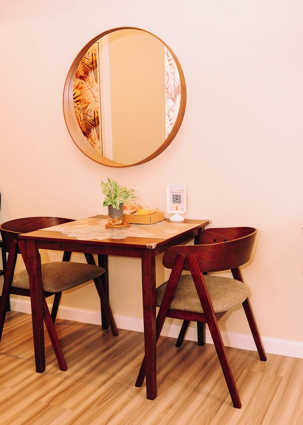 Designer Inspired Cozy Abode In The Heart Of Cebu City - Lahug