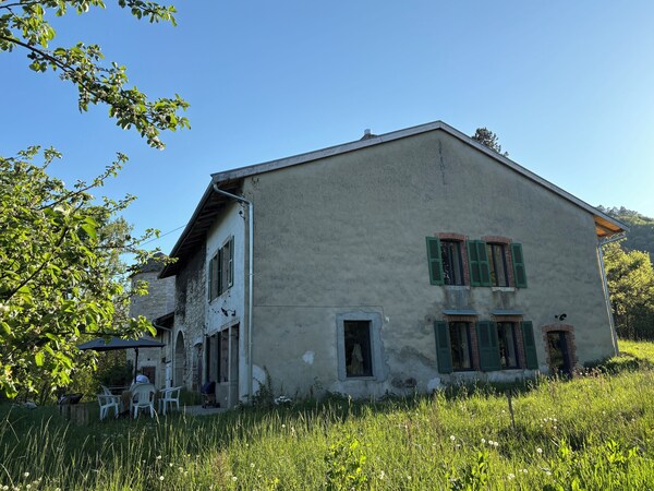 Charming Country House In The Heart Of Nature, Close To Lake Nantua. - Nantua