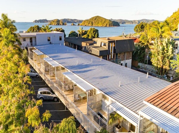Sea Spray Suites - Paihia Beachfront Complex - Unit 5 - Waitangi