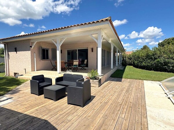 Villa Pour 6 Pers. Avec Piscine Au Cap D'agde - Agde