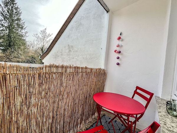 Precioso Apartamento Para 5 Personas Con Wifi, Tv, Balcón Y Aparcamiento - Hennef