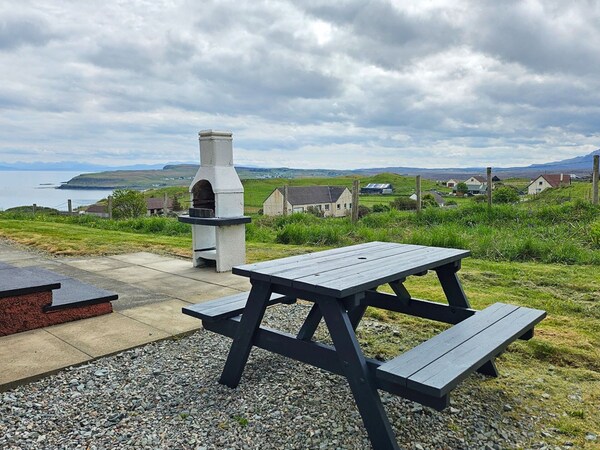 Wonderful Private Villa For 8 People With Wifi, Tv And Parking - Uig