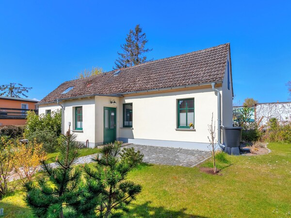 Welcome To The Gartenoase Vacation Home In The Baltic Seaside Resort Of Ahlbeck On Usedom. - Świnoujście