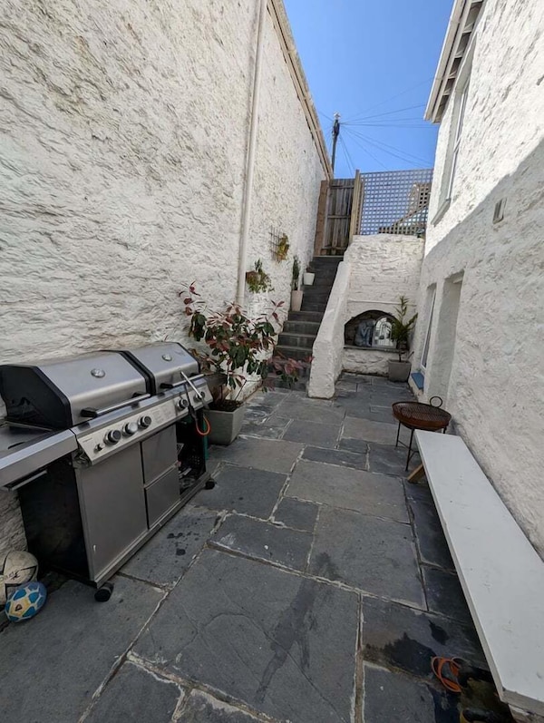 Beautiful Georgian Apartment - Near All Amenities - St Mawes