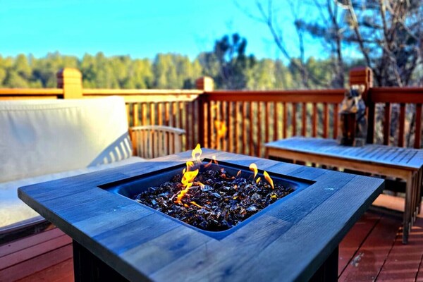 Upscale Family Cabin ~Views ~Pool Table+ping Pong! - Flagstaff, AZ