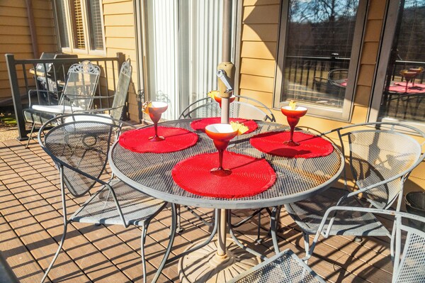 The Glen, Perfect! Resort Core, Steps To Golf, Dog Friendly! - Galena, IL