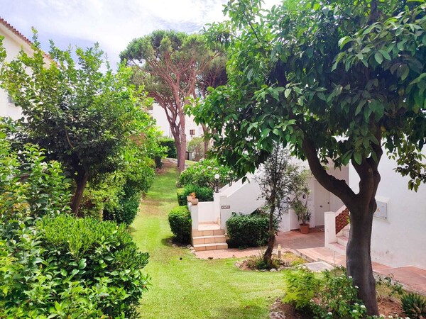 Suites & Beds- Rincones Del Mundo - Coín