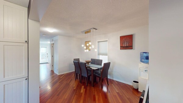 Cozy&comfy Family Size House. Beautiful Location, Near Cop. Pet Friendly &Clean. - Calaway Park