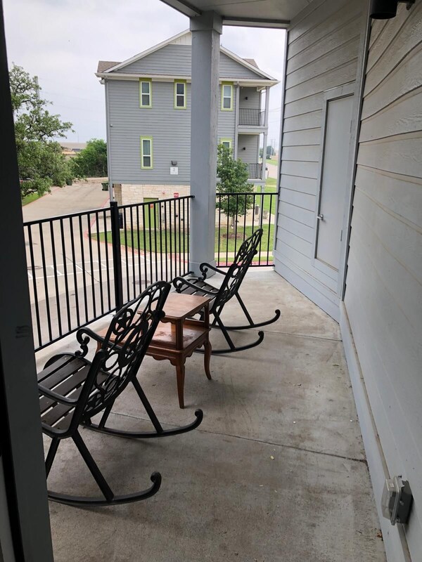 Charming 1-bedroom Apartment In Lovely Leander With Ac, Wifi - Leander, TX