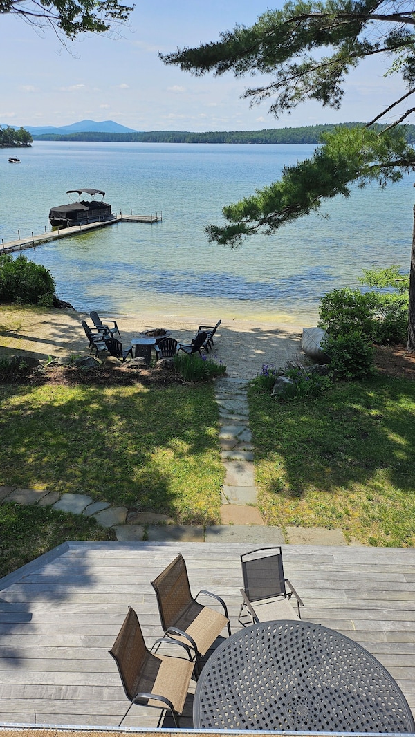 Beach House On The Big Lake With 90-foot Dock. Bring Your Boat! New Listing! - Lake Winnipesaukee, NH