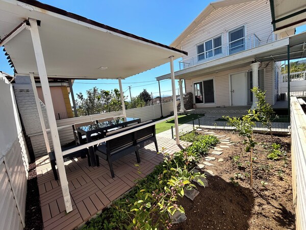5 Min To Airport , 10 Min To Fair Villa With Garden - Izmir