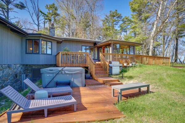 Private Beach On Lake Michigan: Oostburg Home - Belgium, WI