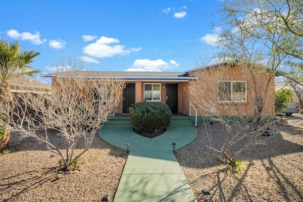 Centrally Located Home In The Heart Of Tucson - Catalina Foothills, AZ