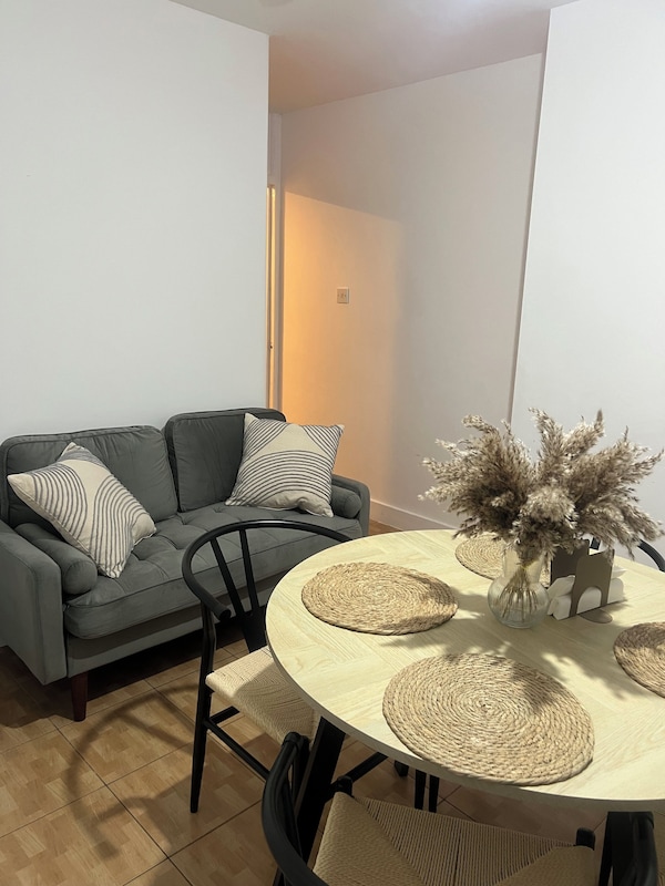 Cosy Getaway With Easy Access To Heathrow Airport - Hounslow