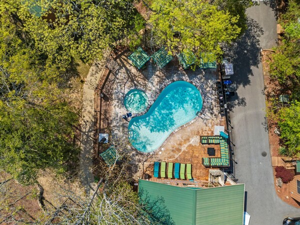 Family Cabin, Resort Access, Near Entertainment! - Branson, MO