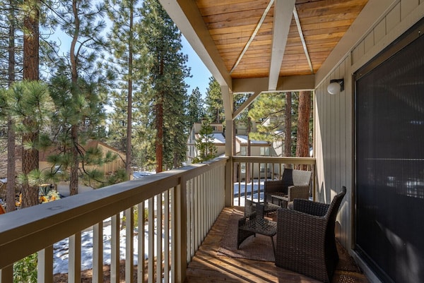The Ideal Retreat - Tahoe, Tennis, Swimming Pool, & More - North Lake Tahoe, CA