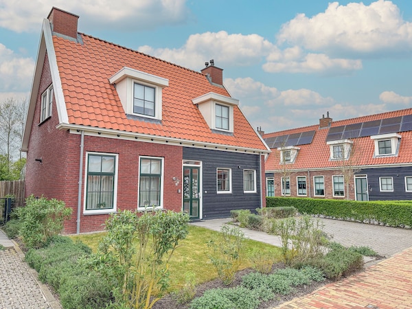 Ideal House For A Family Or Friends Weekend - Goes