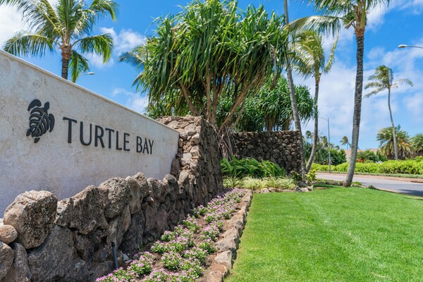 Turtle Bay East 1 Bedroom With Loft Sleeps 4-6 - Mālaekahana State Recreation Area, Laie