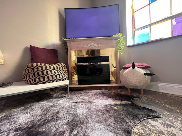 Amazingly Cozy Comfort Downtwn, Amphitheater, 2 Min Ferry & Train Station - Bridgeport, CT