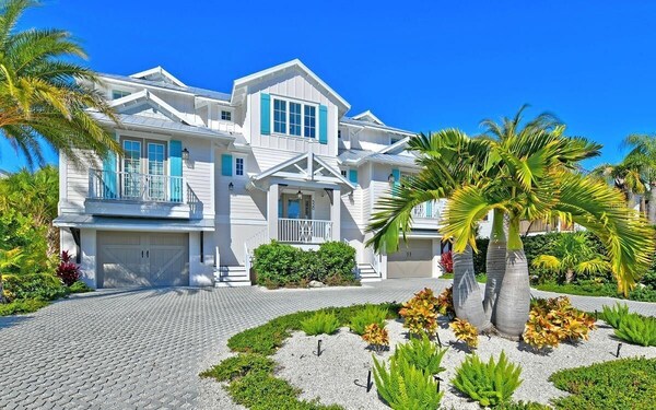 The Curated Palm: Book Now To Secure Your Summer Spot! - Anna Maria Island, FL