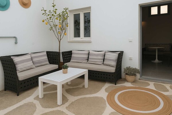Boho Sisi Resort - Poolside Oasis & Garden Vibes - Grecia