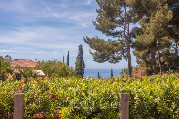 Holiday Home 'Cap Esterel Vue Mer' With Sea View, Wi-fi And Air Conditioning - Cap Estérel