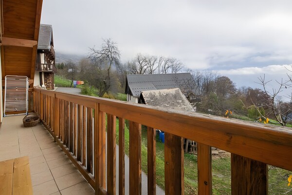 Chalet 'La Gelinotte - Jarrier' With Mountain View, Private Terrace And Wi-fi - Saint-Jean-de-Maurienne